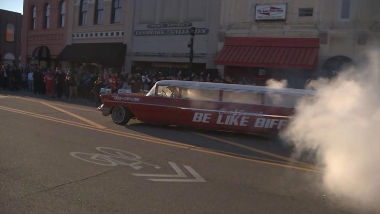 From Bojangles Coliseum to Mooresville, crowds honor late NASCAR great ...