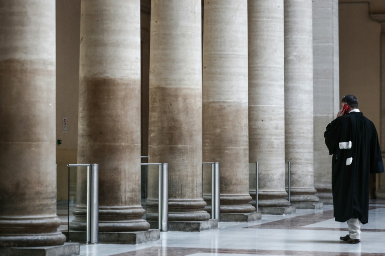 Un « hypnothérapeute » condamné à 20 ans de réclusion pour les viols de ...