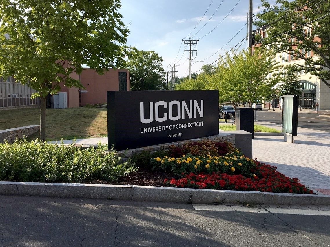 20 students from Madison earn dean's list honors at UConn