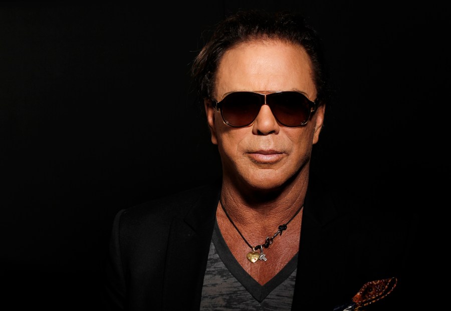 Mickey Rourke trying to return GoFundMe donations