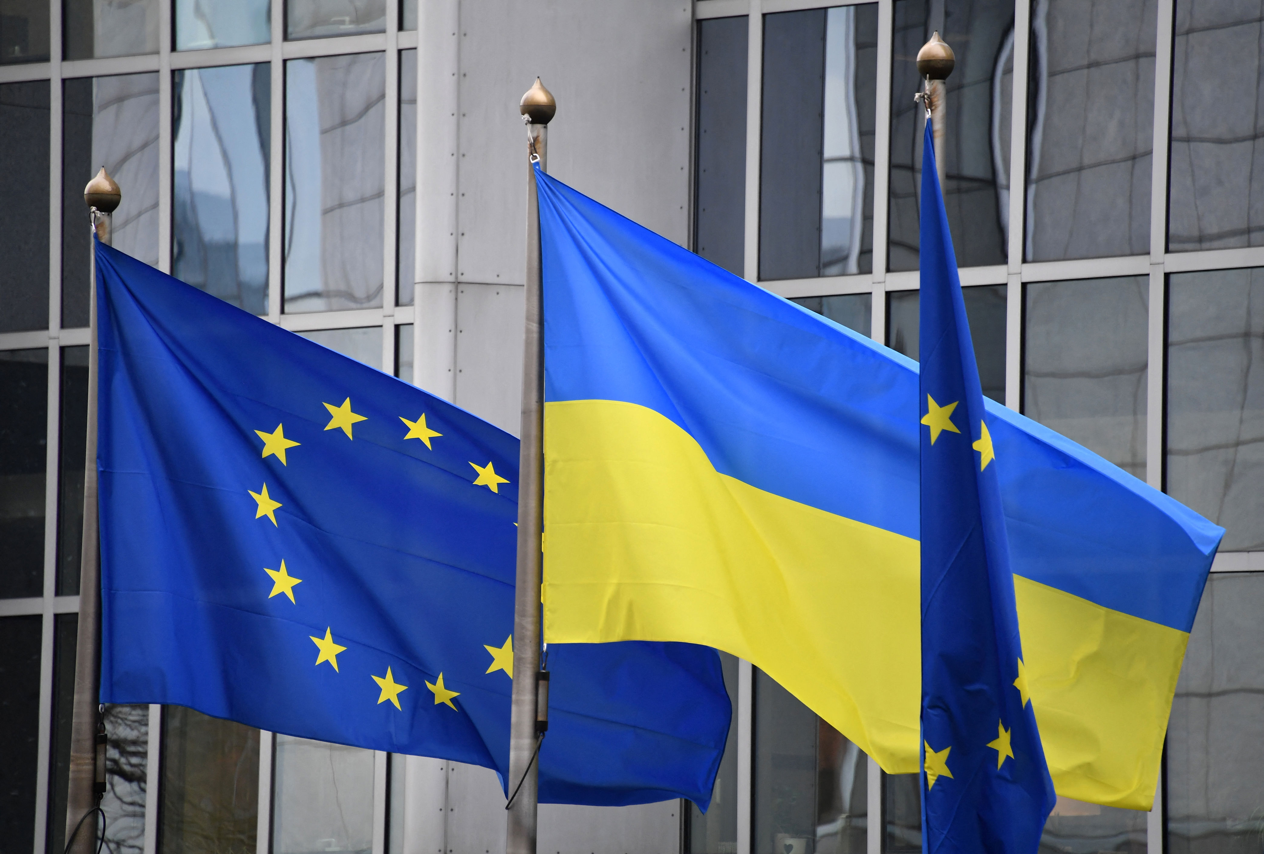 Magyarország is zöld utat adott, az EU megkezdi a csatlakozási ...