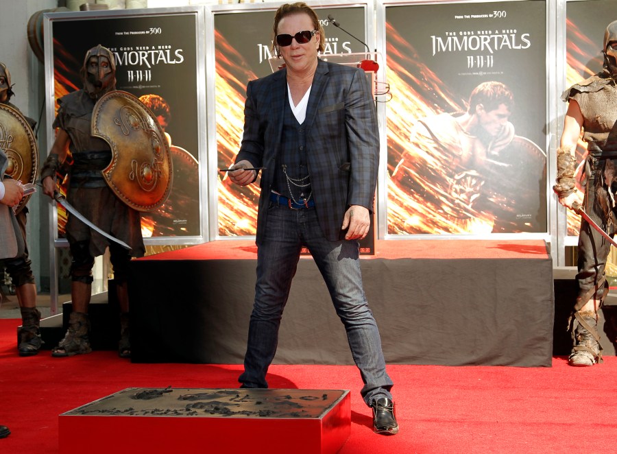 Mickey Rourke trying to return GoFundMe donations