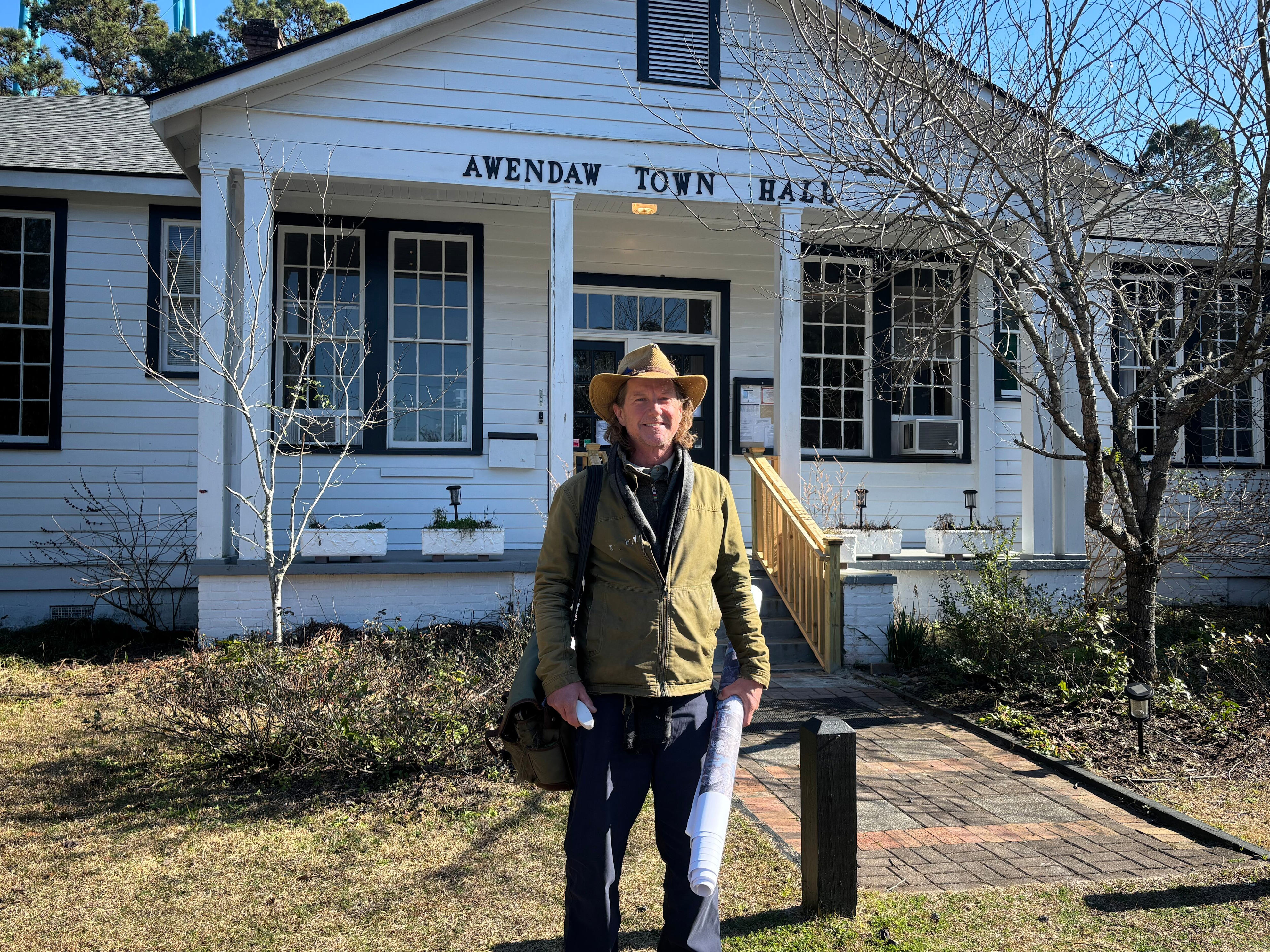 New Awendaw mayor looks to extend building moratorium