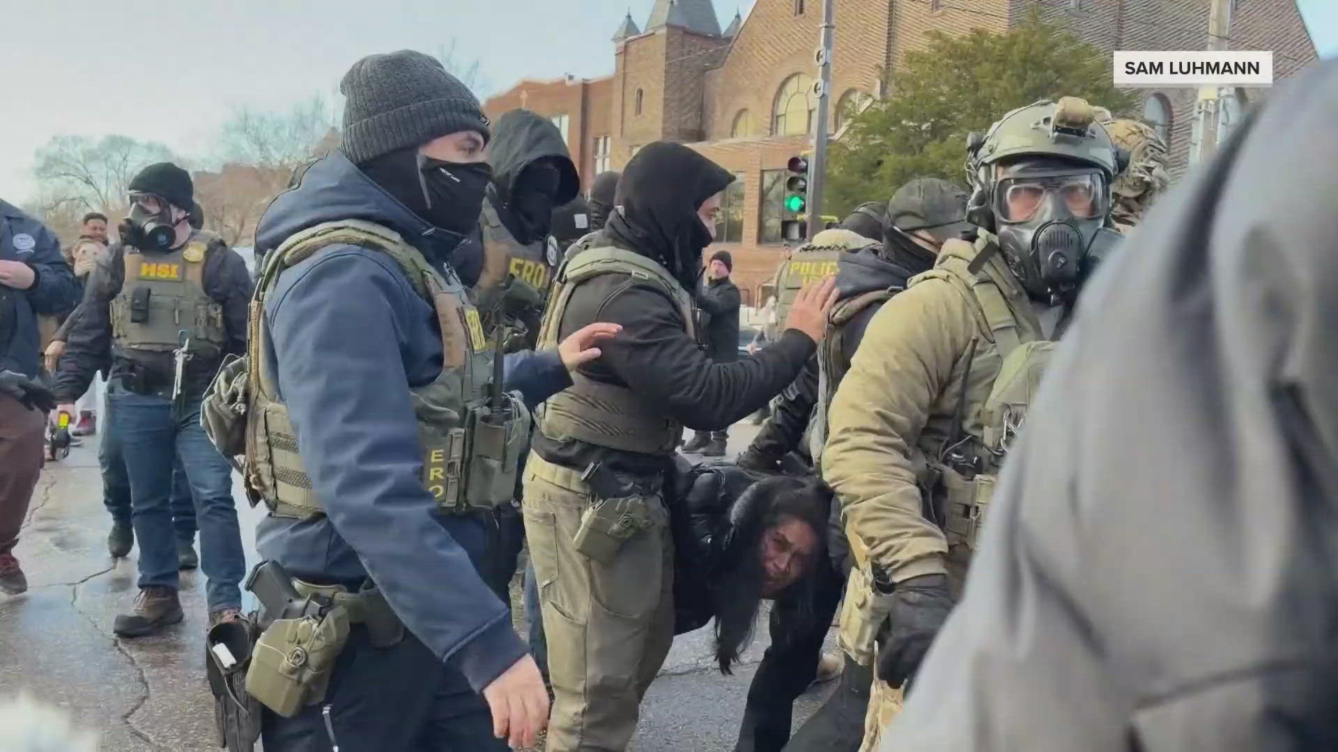 Protests continue in Minneapolis as ICE operations draw many demonstrators