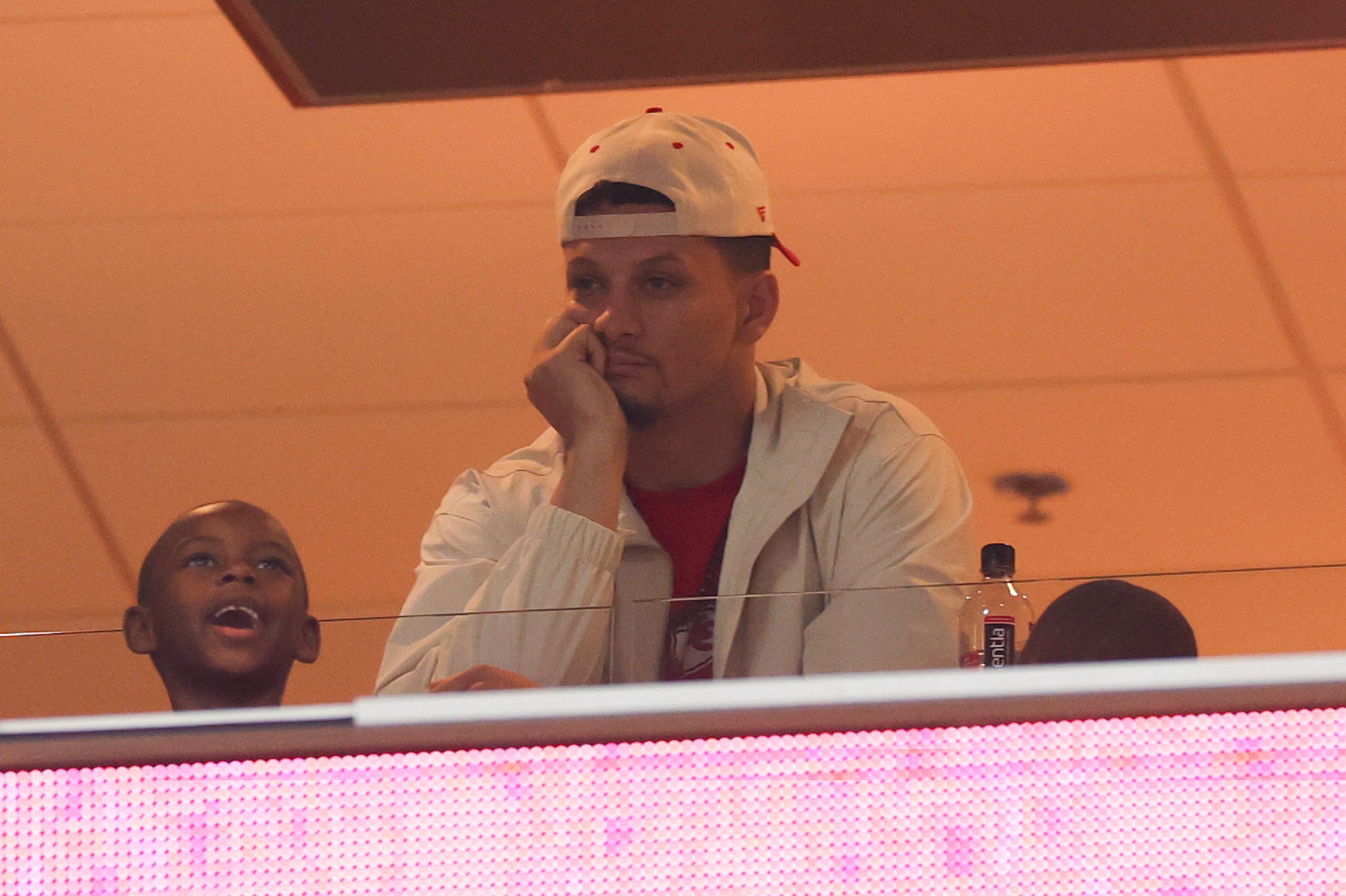 Patrick Mahomes explains the mental toll of recovery from knee injury