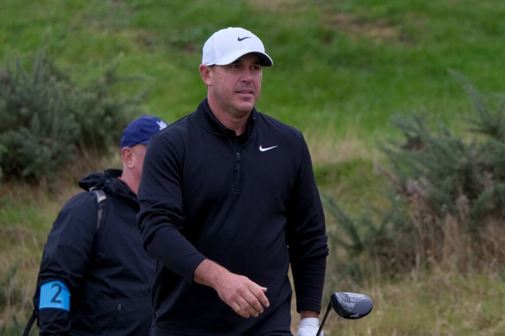Analyst breaks down the PGA Tour policy that shut Phil Mickelson out ...