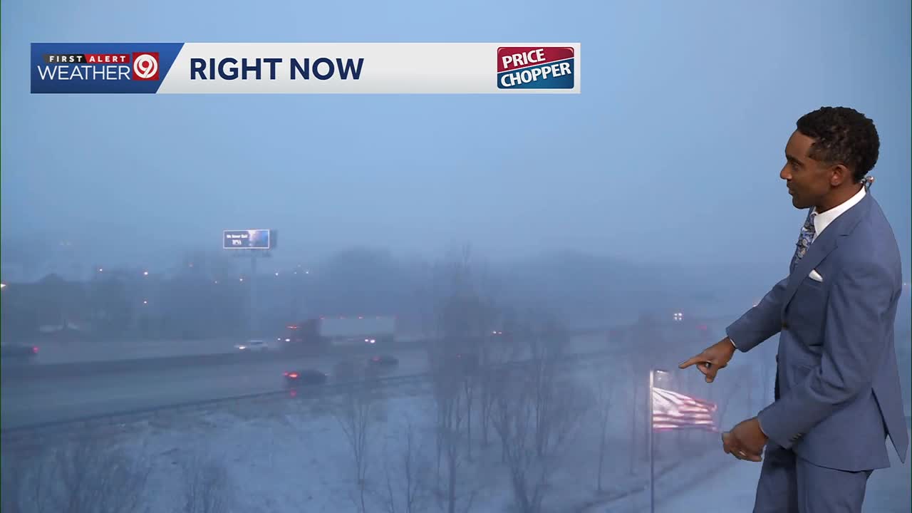 Heaviest band of snow moves out, few flurries possible Friday night