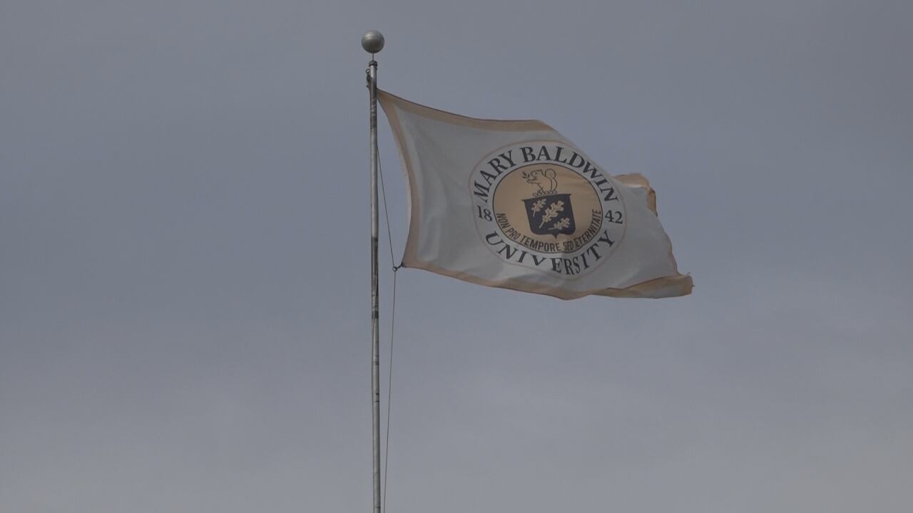 Mary Baldwin University students react to president’s resignation ...