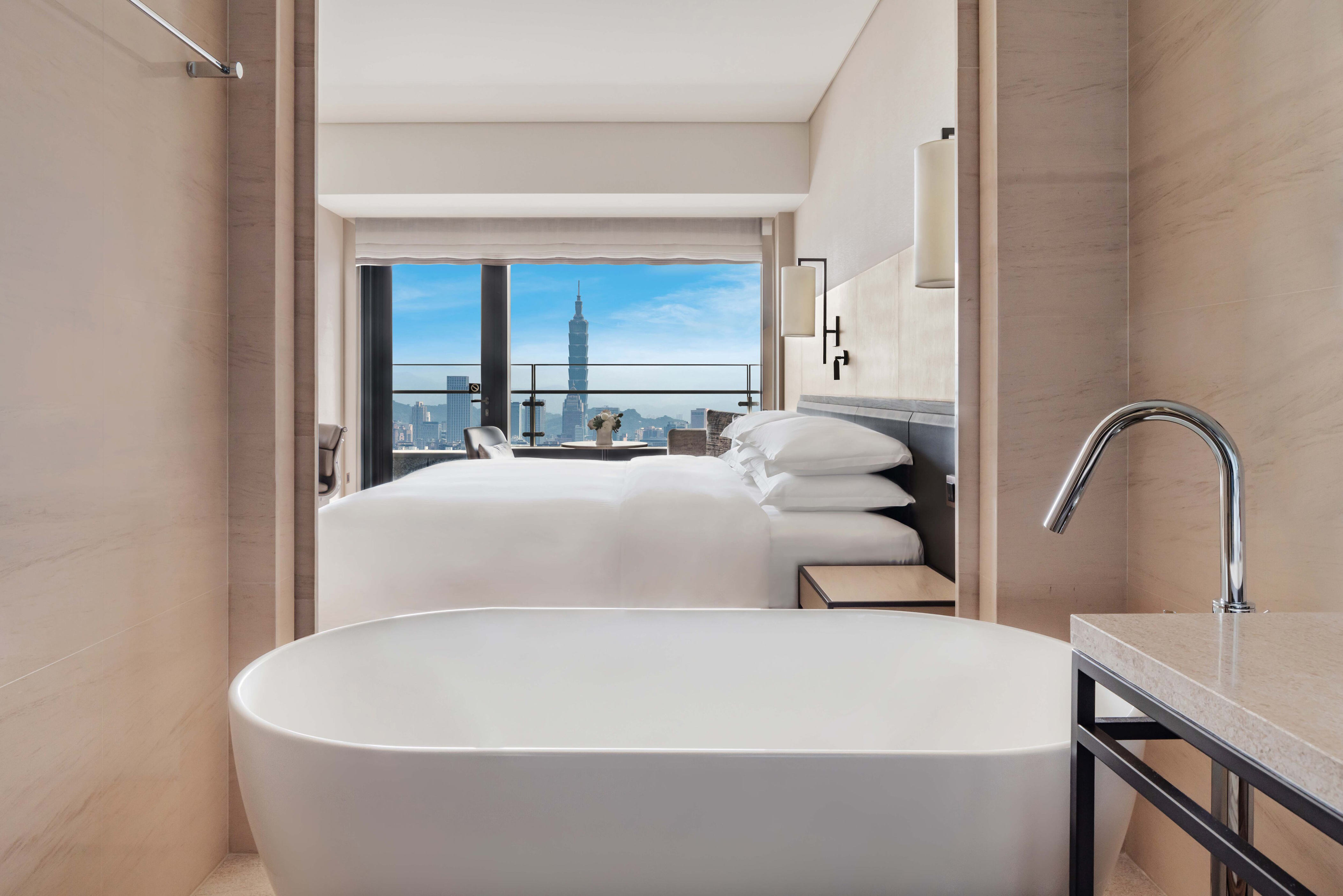 Taipei Marriott Hotel review: Panoramic city views and varied dining ...