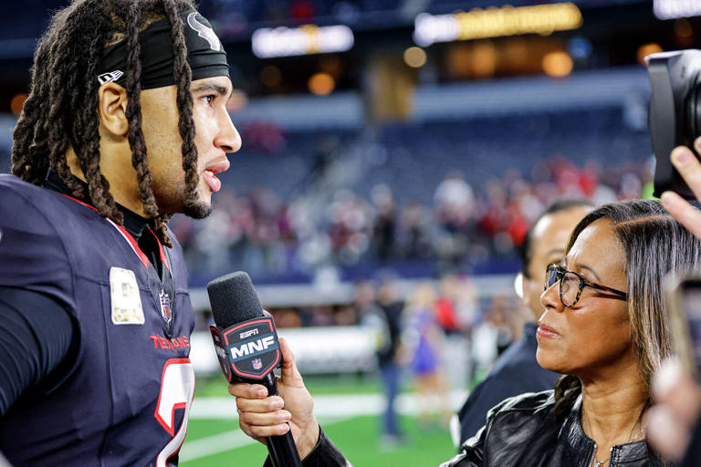 All five experts on ESPN's 'NFL Live' pick Houston Texans to beat New ...