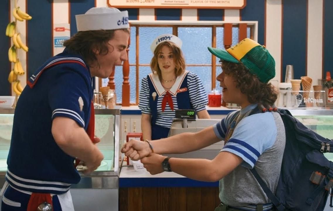 6 fakta menarik tentang persahabatan Dustin dan Steve di Stranger ...