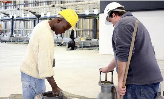 Contratti, il tribunale boccia Adecco: “Discrimina gli stranieri con ...