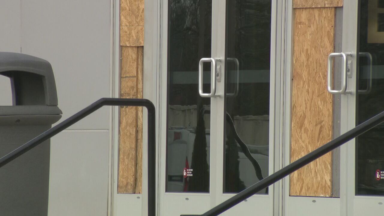 Teen arrested in connection with metro Atlanta movie theater shooting