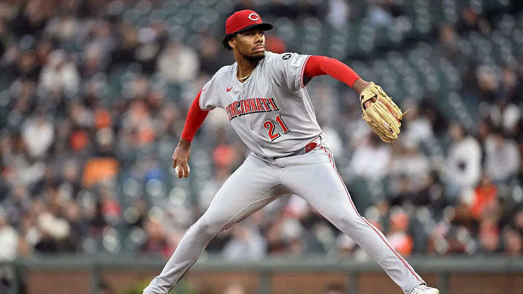 MLB trade rumors: Cincinnati Reds predicted to sign $10.2 million New ...