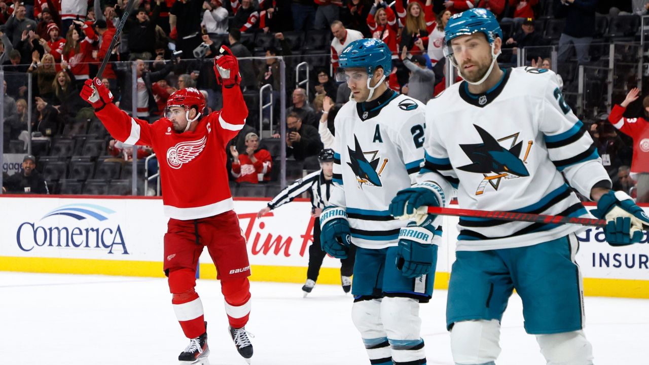 Larkin’s tiebreaking goal lifts Red Wings over Sharks