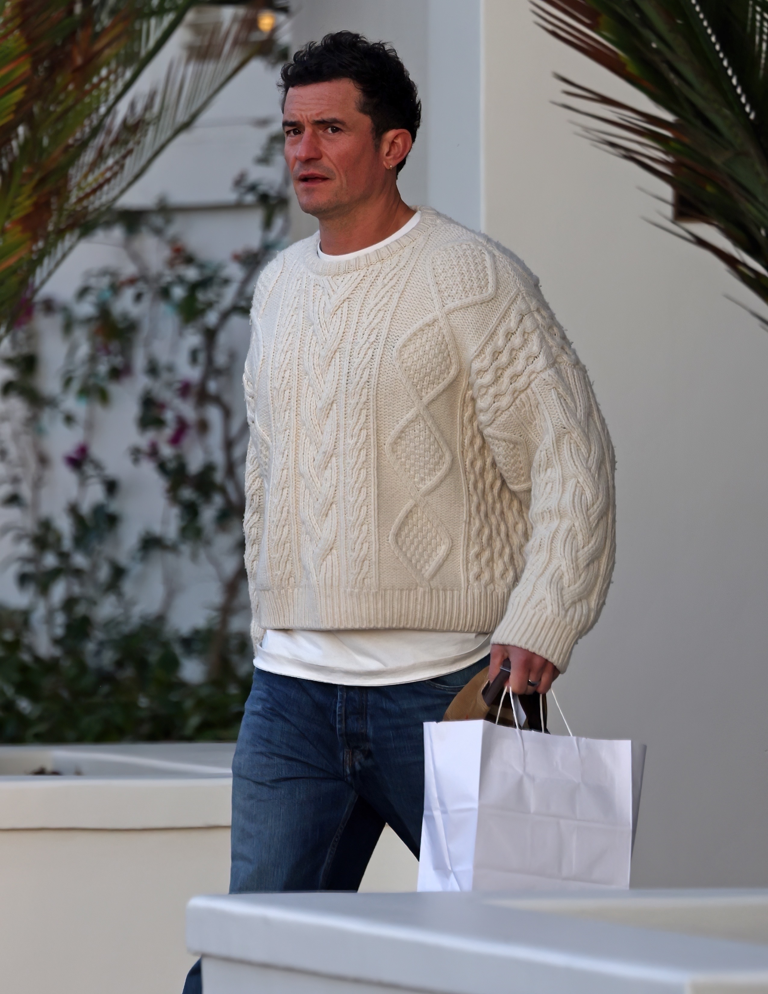 Orlando Bloom leads a conga line of 'power gays' while celebrating his ...