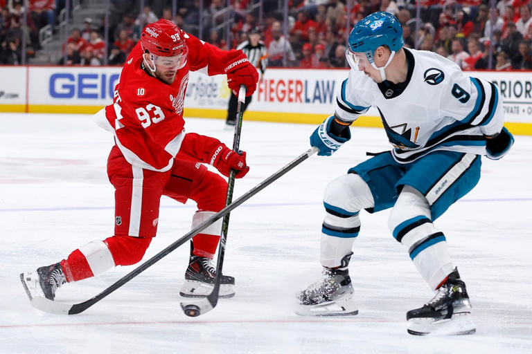 Larkin's tiebreaking goal in 3rd period sends Red Wings to 4-2 win over ...