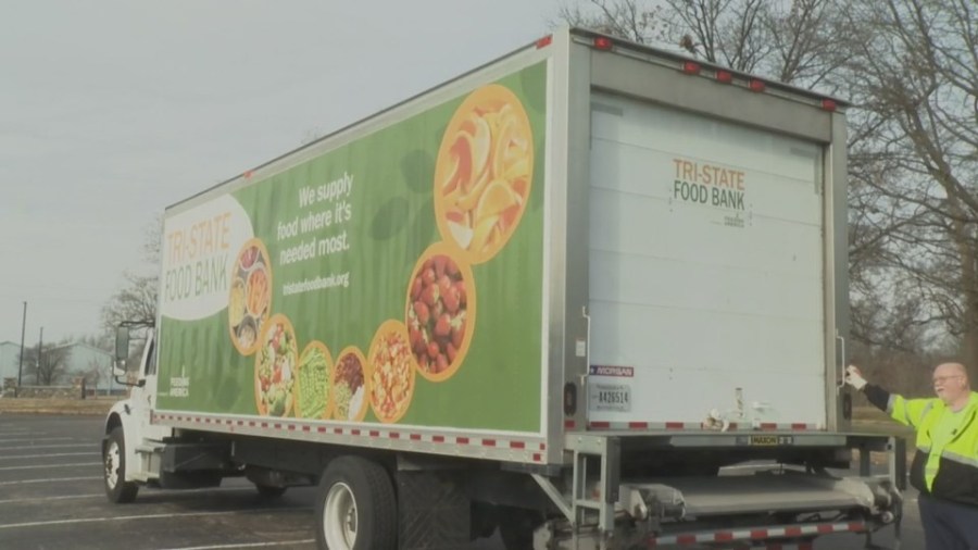 Tri-State Food Bank holds first mobile food drive of 2026