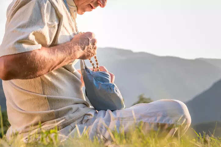 Bhagavad Gita shloka of the day to stay focused and steady