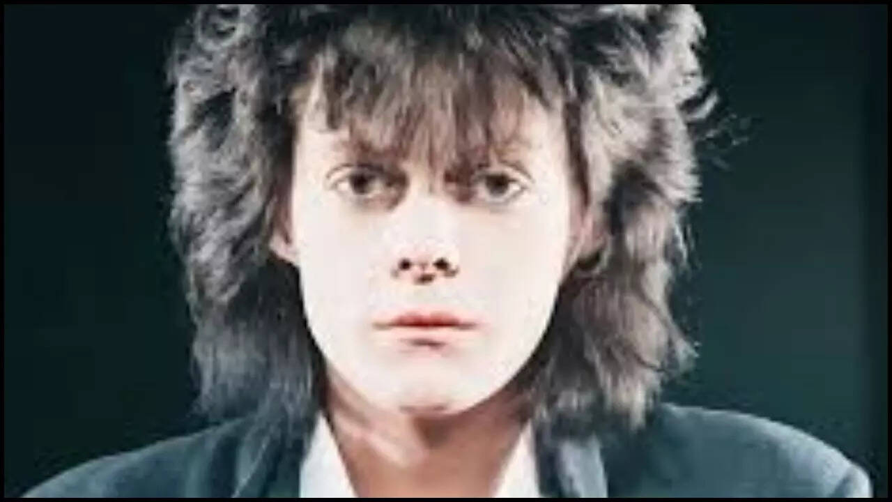 Siouxsie and the Banshees drummer Kenny Morris passes away at 68