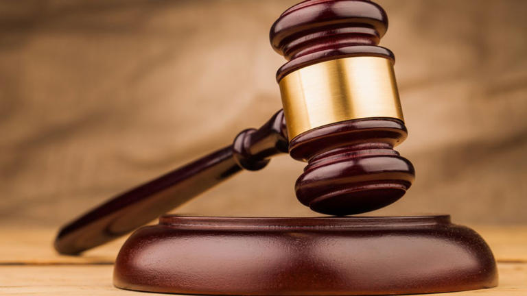 Judge slaps down ICE operations in shocking reversal days after Trump ...