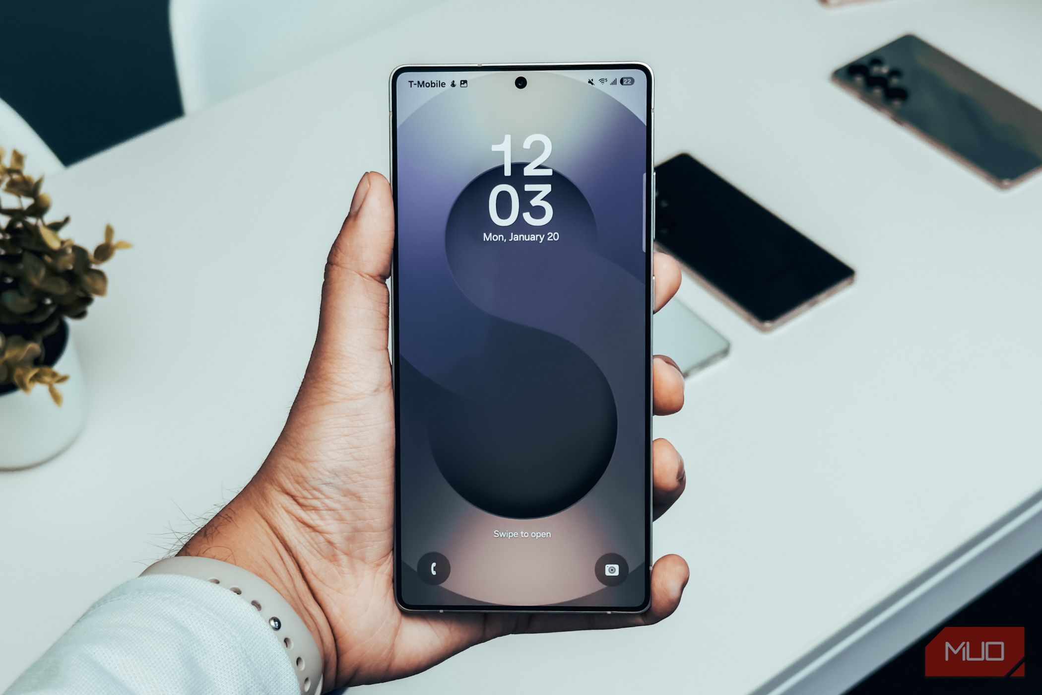 These 5 Samsung apps run in the background even if you never open them