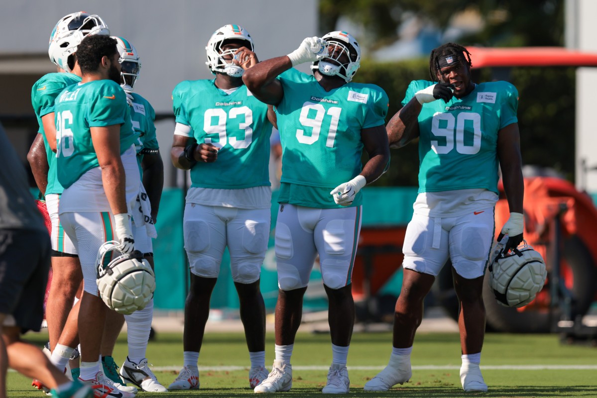 Four Miami Dolphins assistants with great arguments to survive a ...