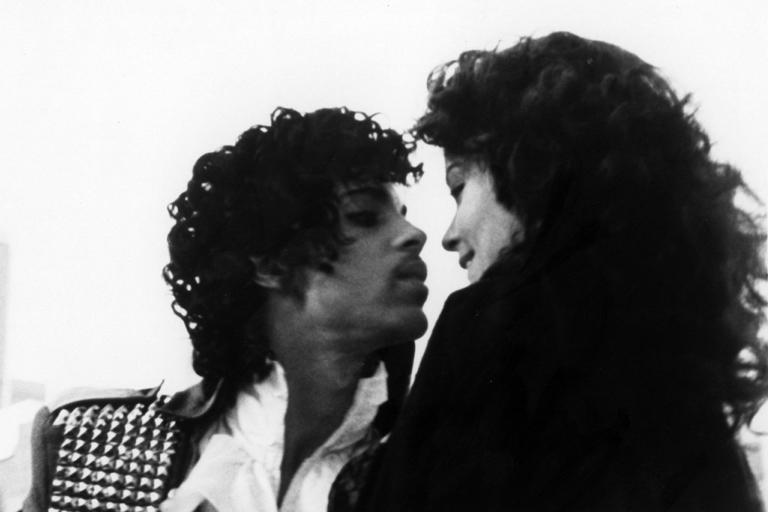 Apollonia says Prince 'would be appalled' by estate effort to control ...