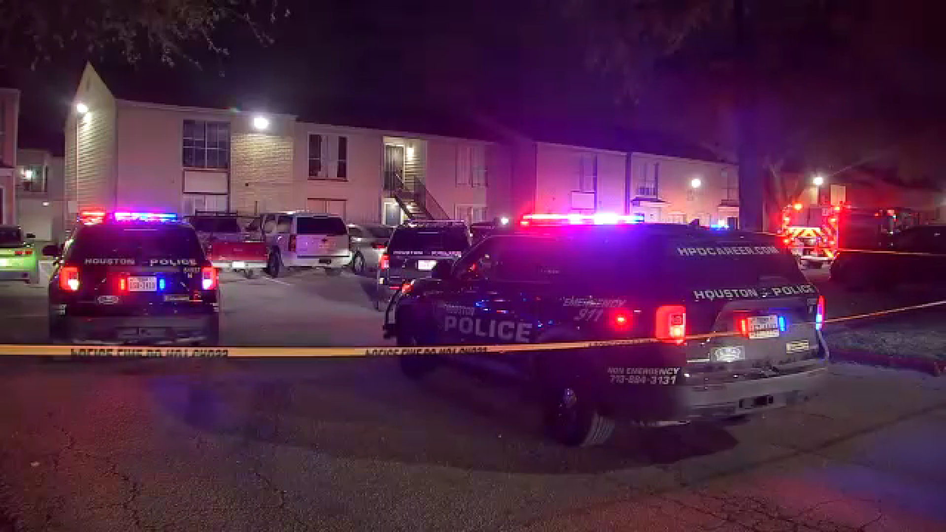 Woman shot to death while 3 children were inside apartment in northwest ...