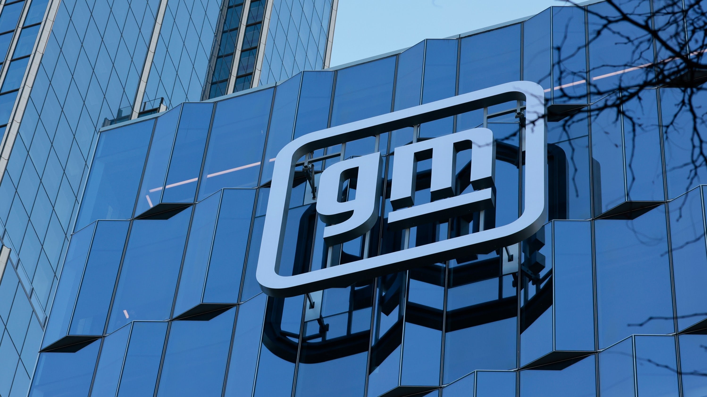 FTC finalizes order banning GM from sharing driver data