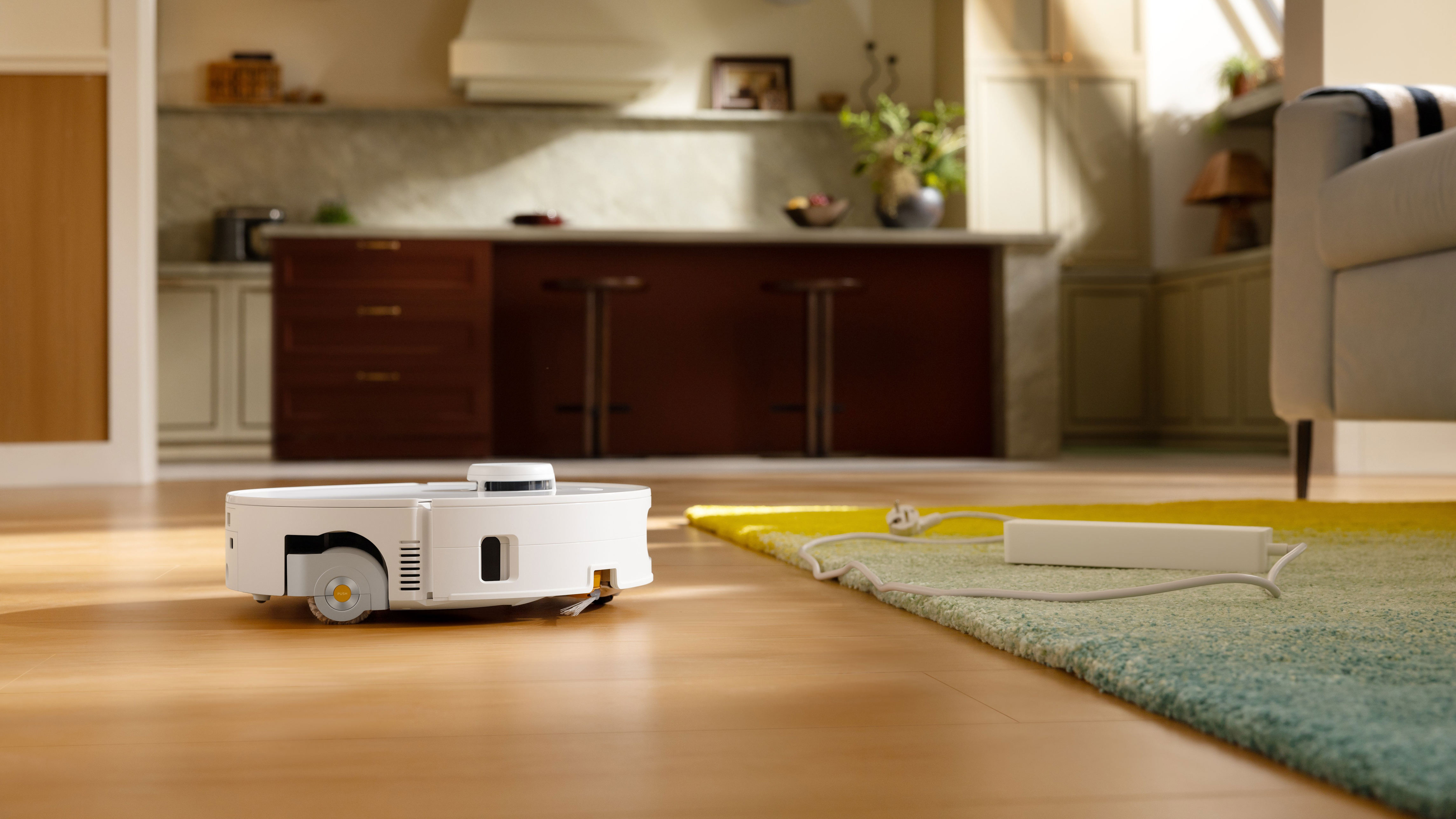 The Roborock Qrevo Curv 2 Flow’s real clean roller mop tackles stubborn ...
