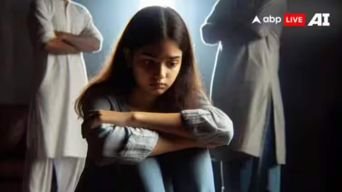 'Touched me inappropriately': Student accuses professor of assault ...