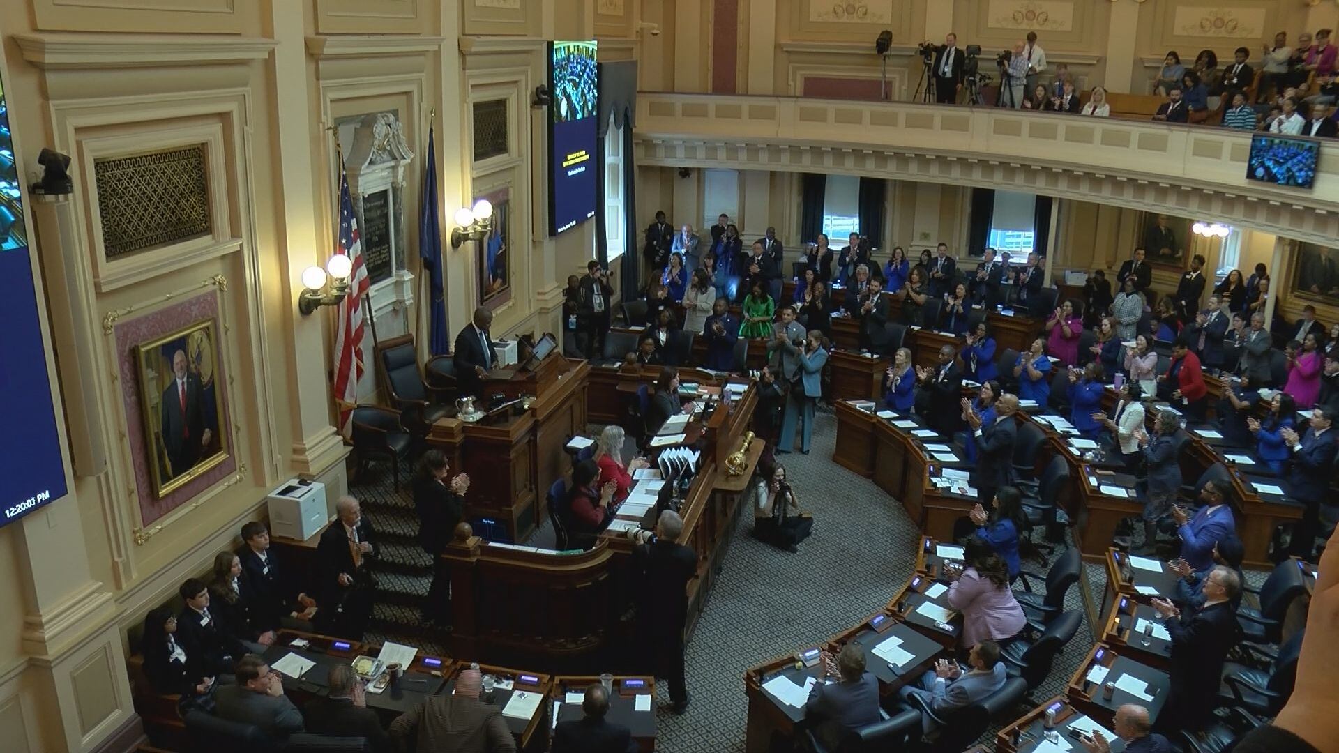 Virginia lawmakers back redrawing congressional maps, paving the way ...