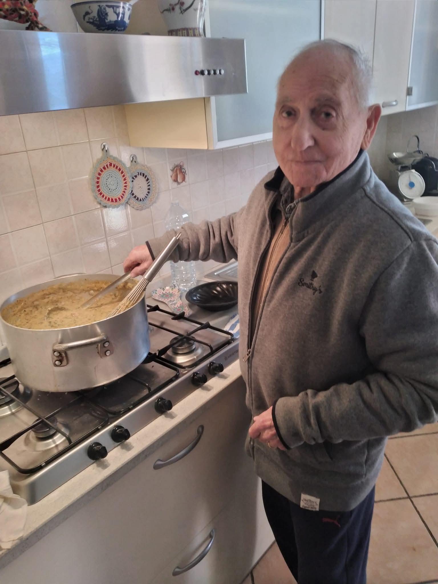 Addio a Danilo Giannotti. Negli anni Settanta prese i vip torinesi per ...