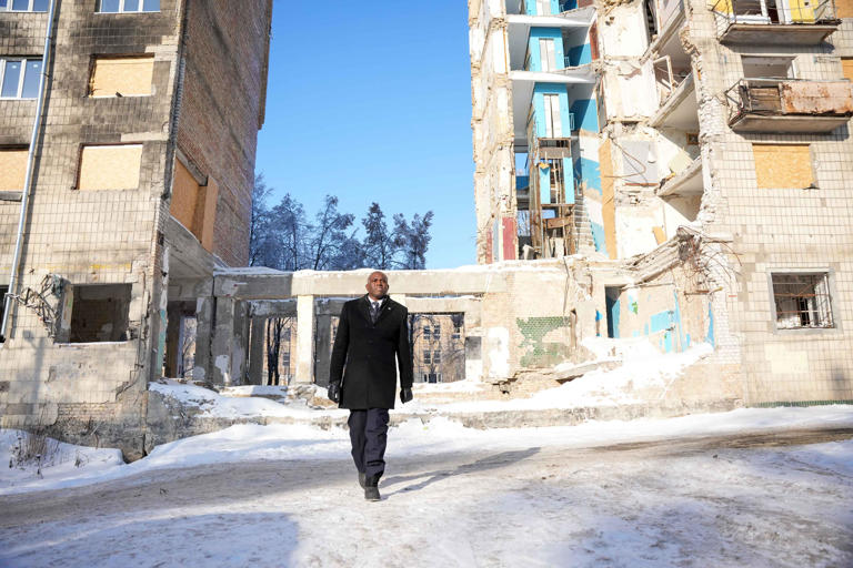 Ukraine officials visit US for crucial peace talks with Trump envoys