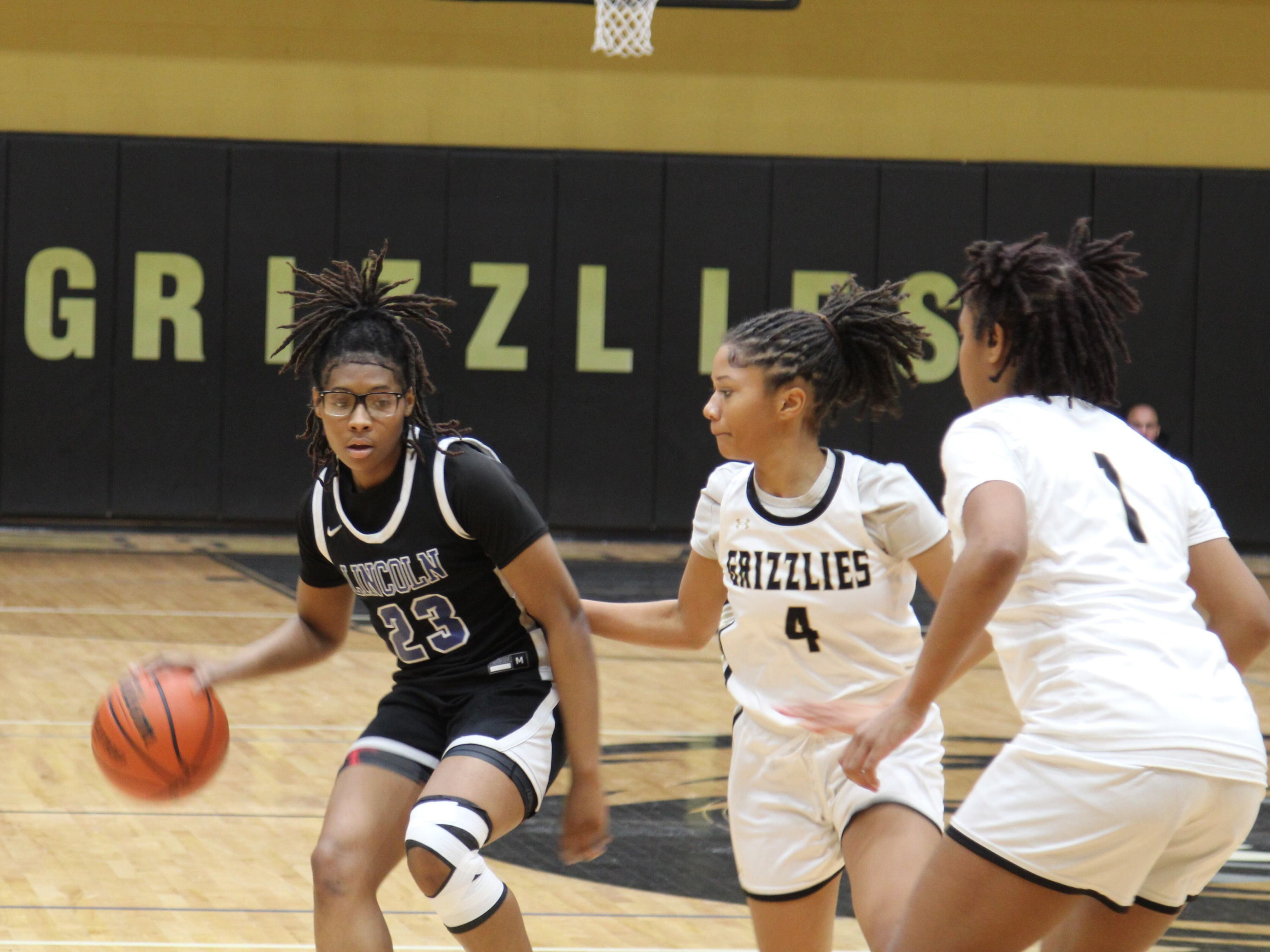 Rivalry shocker and historic game lead Ann Arbor-area girls basketball ...