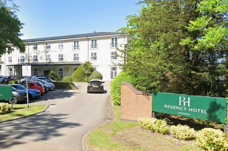 Shirley hotel unveils padel courts proposal