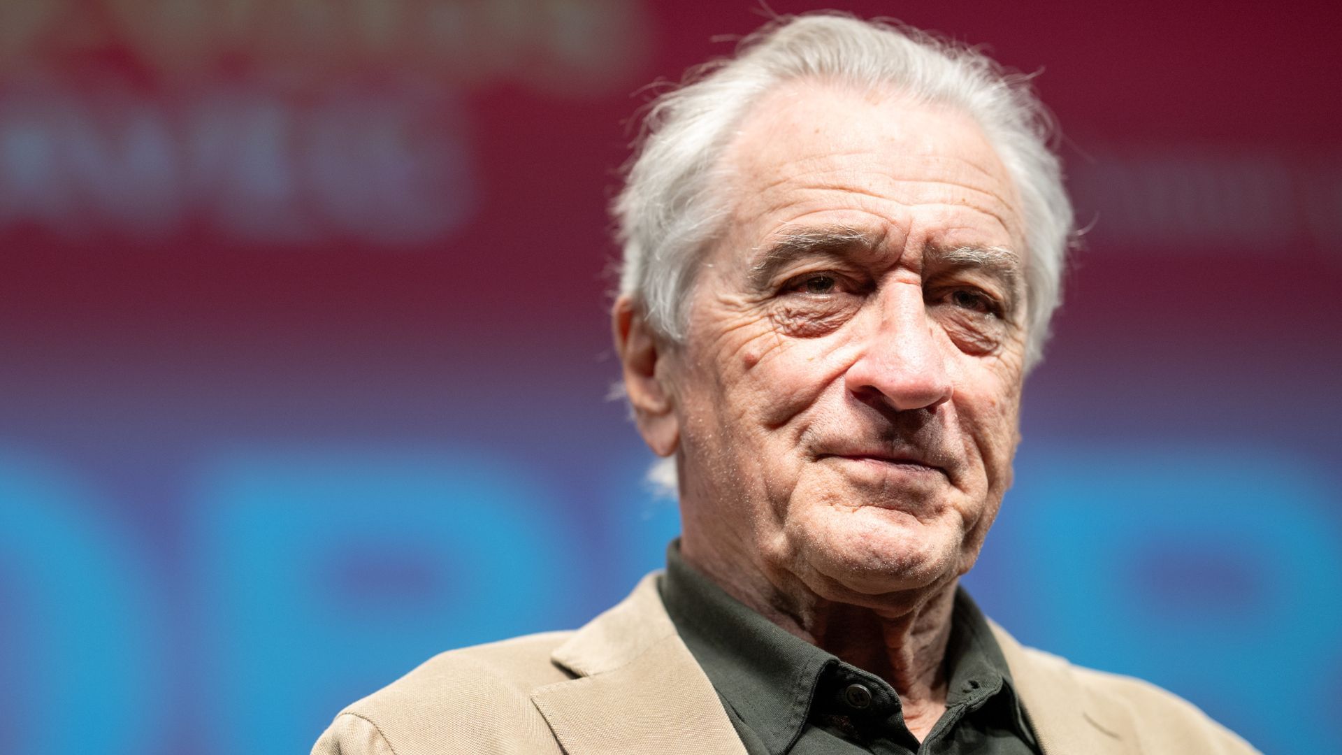 Robert De Niro's extremely disliked action movie Tin Soldier officially ...