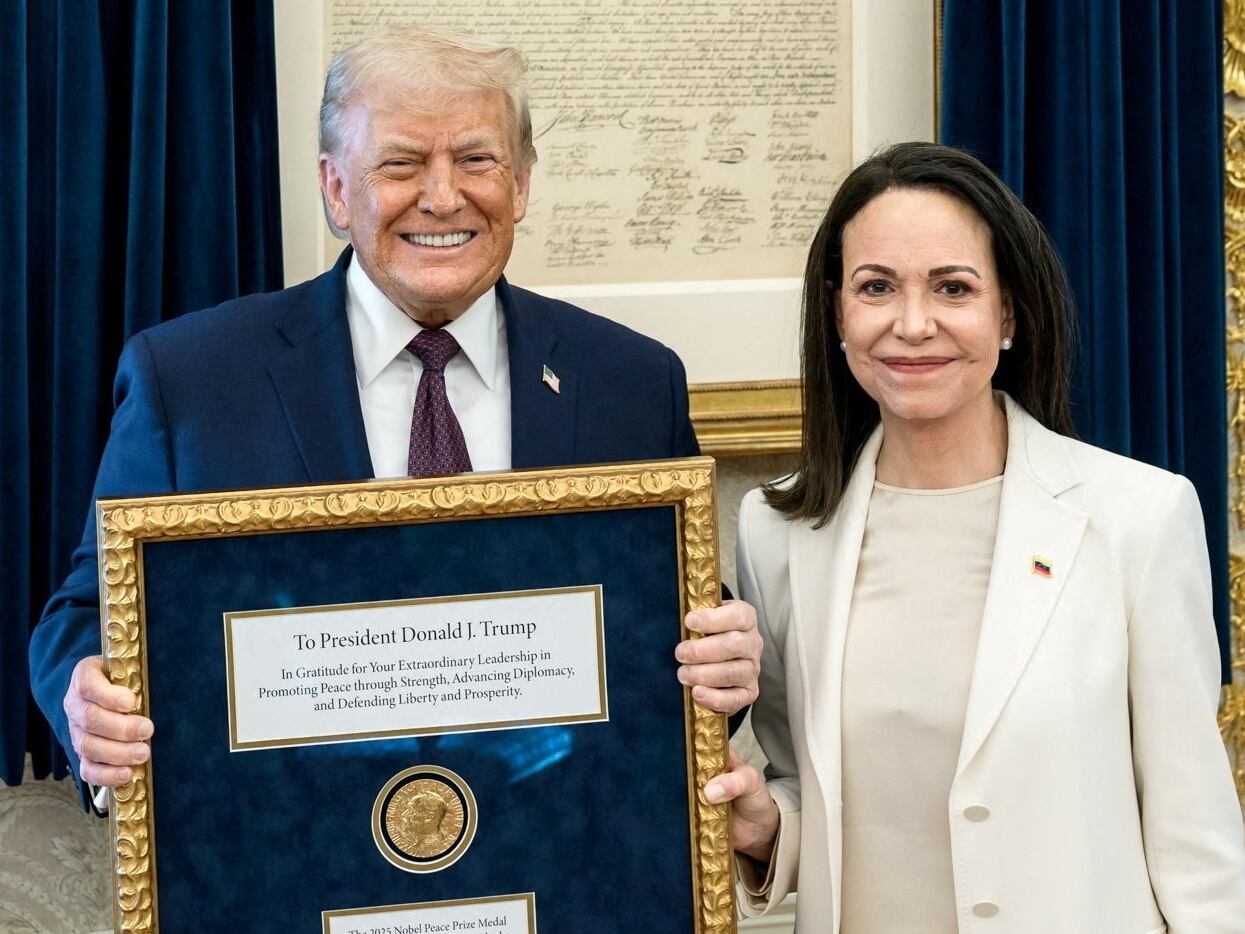 Nobel laureate Machado presents medal to Trump, fails to secure backing