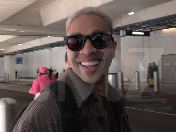 'Fallout' star Aaron Moten reveals what he'd stock in his apocalypse bunker