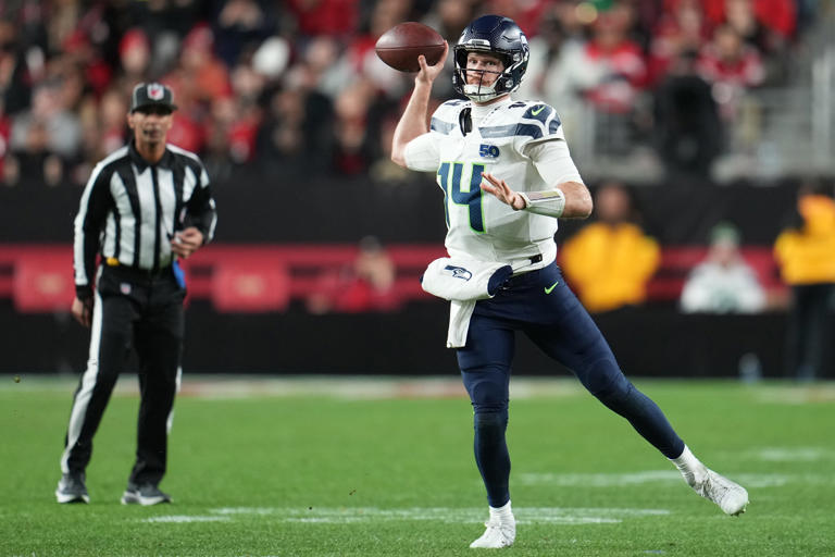 Sam Darnold injury status gets a big update from Seahawks coach