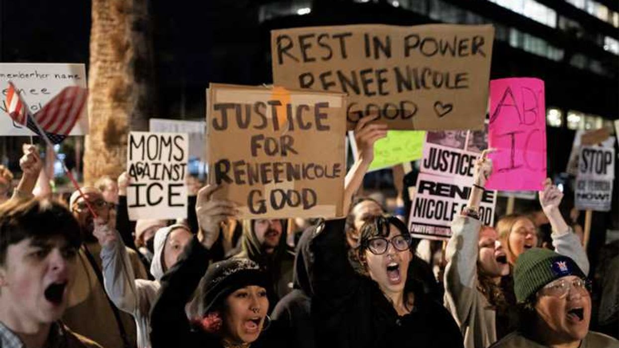 Fox News panic over 'wine mom' gangs gets brutal takedown from NYT ...