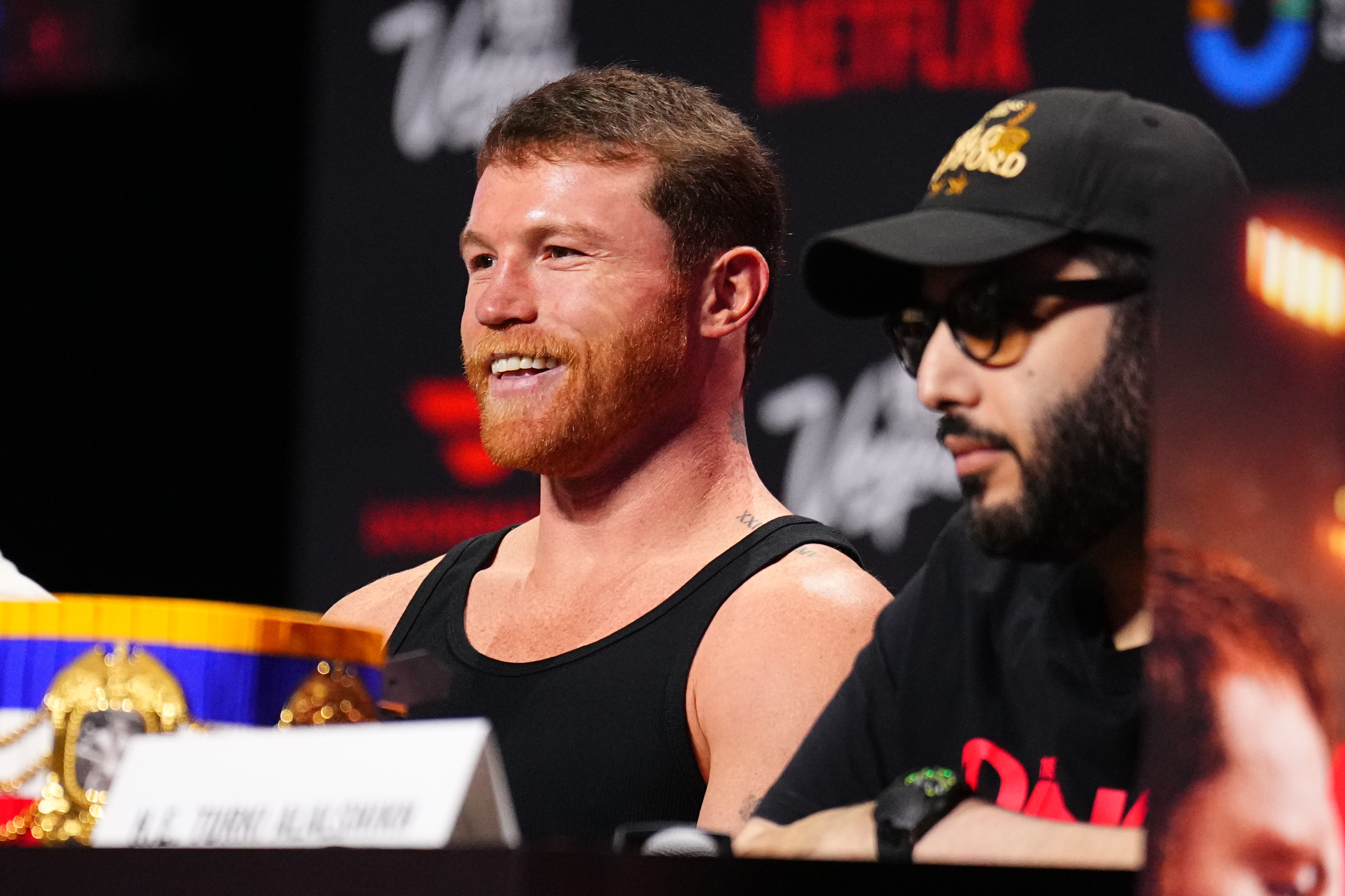 He's back! Canelo draws 'big fight' for 'Mexico Against the World ...