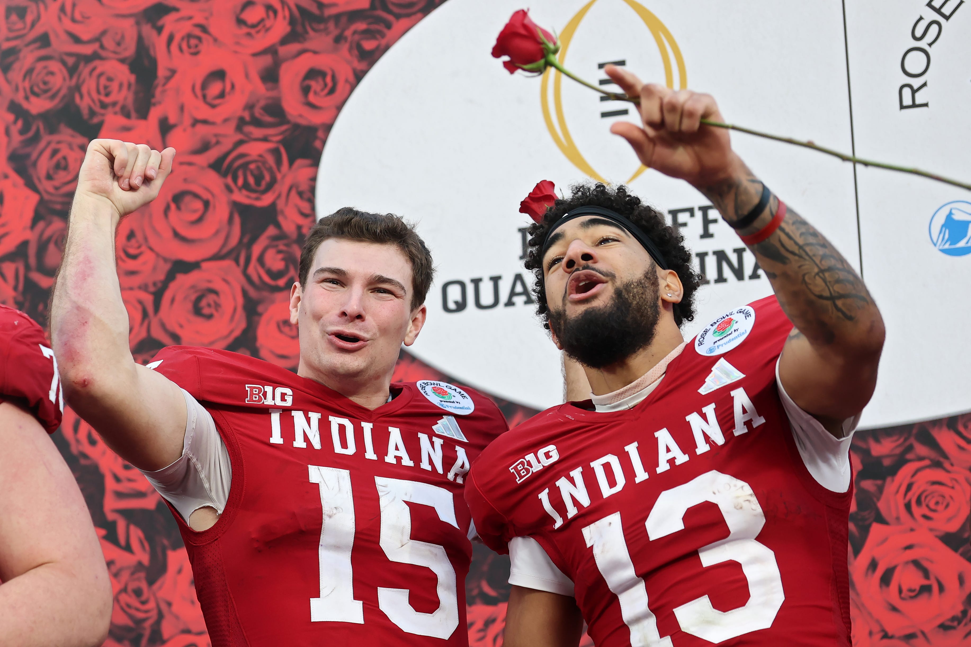 Fernando Mendoza-to-Elijah Sarratt back-shoulder throws emulate this ...