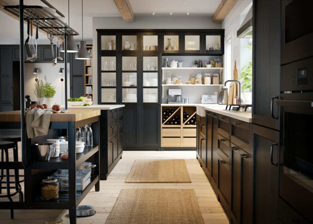 Cucina nera sì o no? 3 modelli IKEA che conquistano al primo sguardo