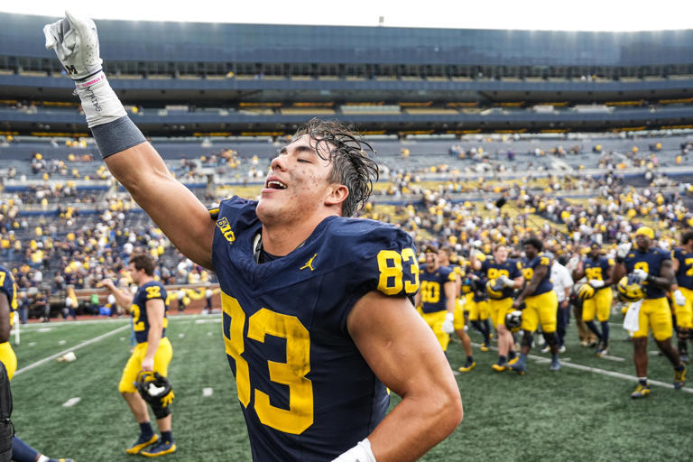 Michigan football gets wave of key players announcing return in 2026