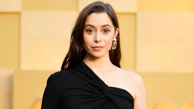 Cristin Milioti joins Judd Apatow's country western comedy with Glen Powell
