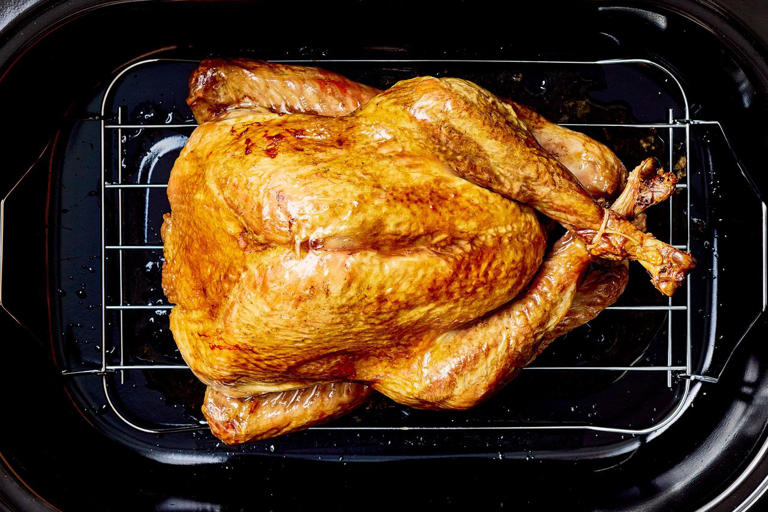 How to cook turkey in an electric roaster