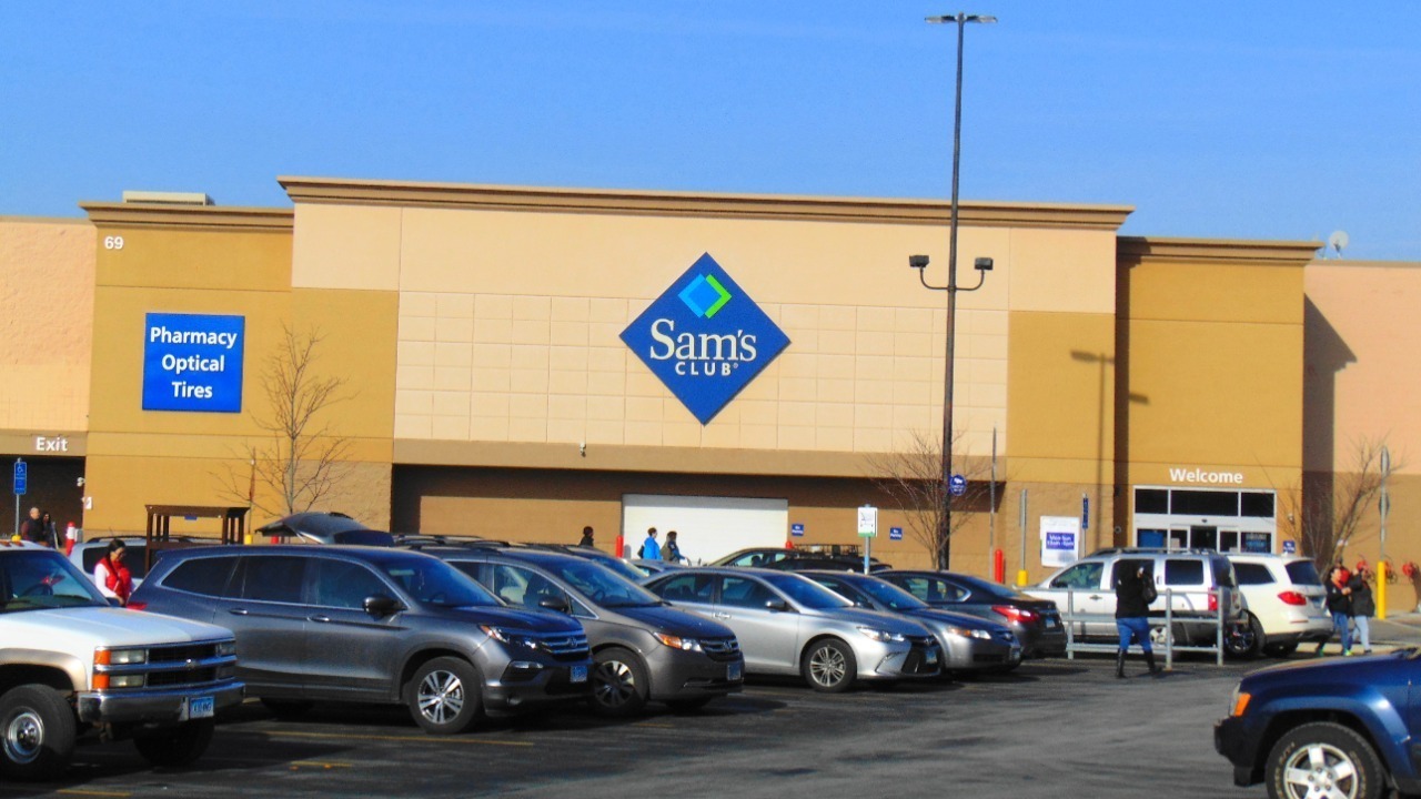 14 things you should always buy at Sam's Club instead of Costco
