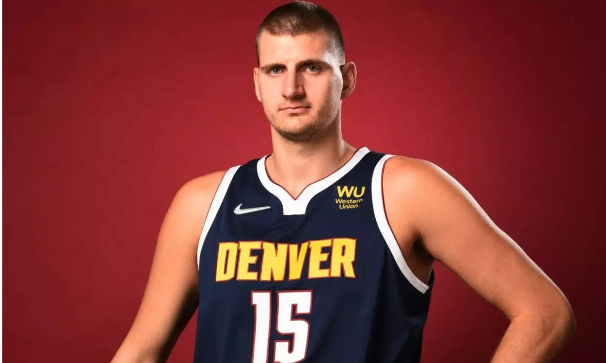 Nikola Jokić caught doing something no one expected in the locker room ...